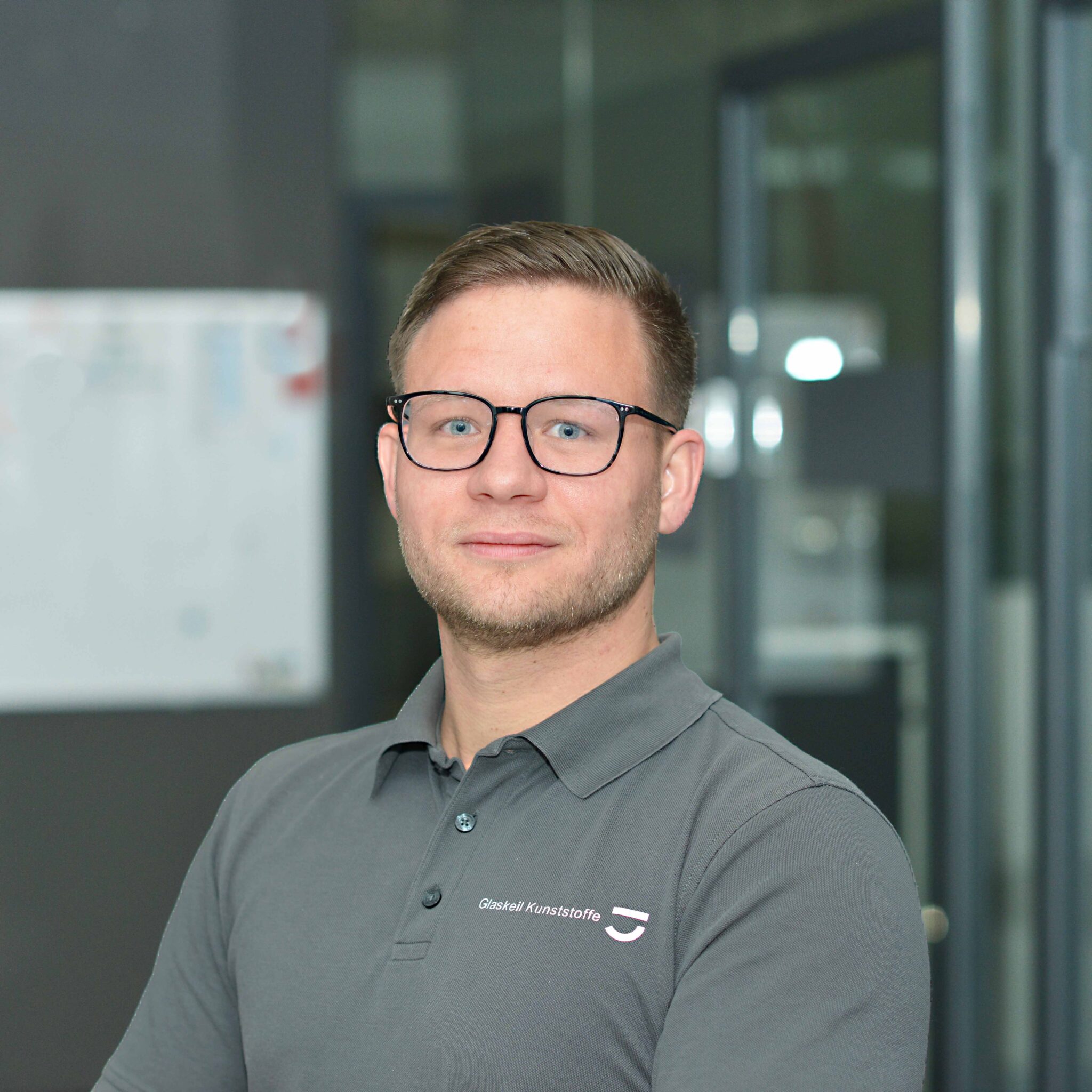 Ansprechpartner › Glaskeil